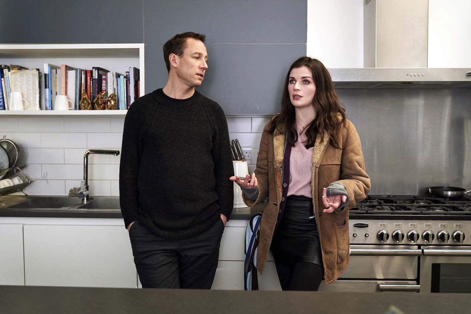 Foto de Tobias Menzies - This Way Up : Foto Tobias Menzies, Aisling Bea - Foto 3 de 51 ...