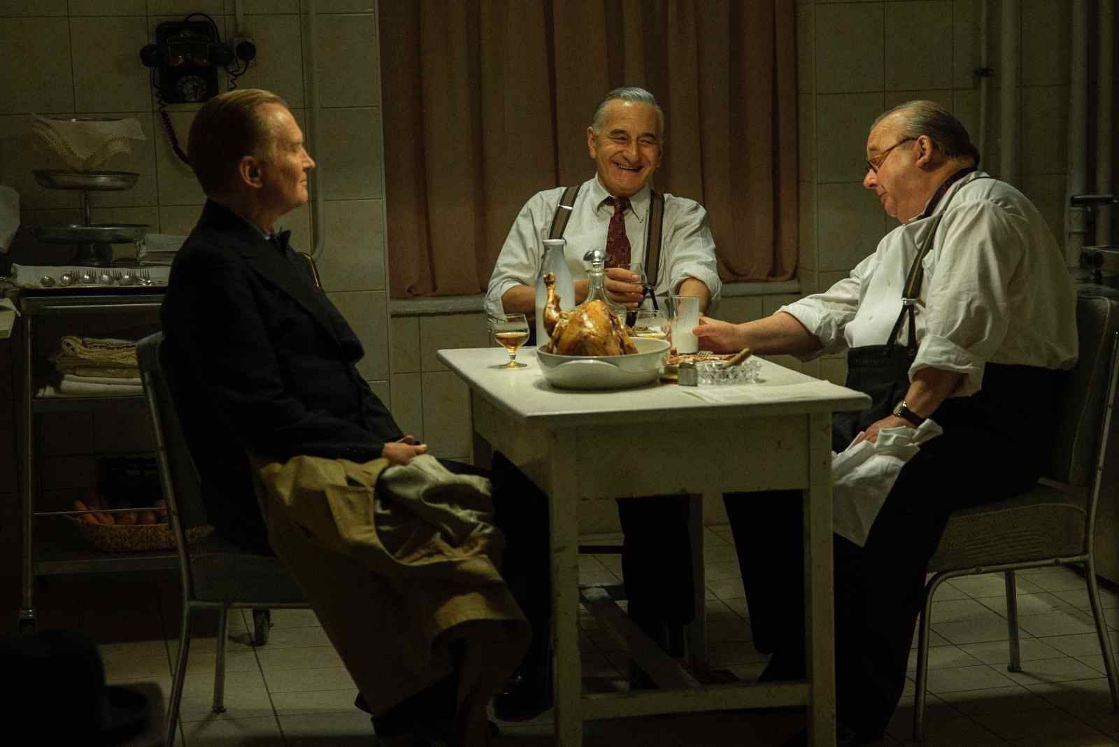 Foto de la película The Good Traitor - Foto 3 por un total de 13 ...