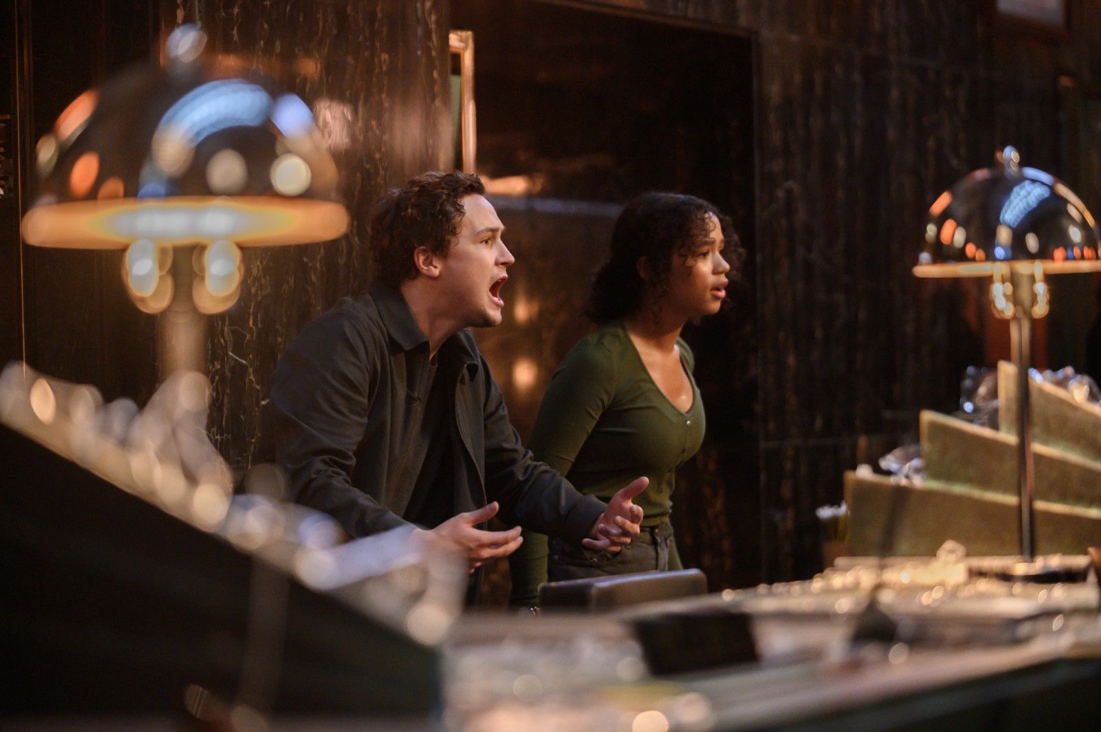 Foto de Logan Miller - Escape Room 2: Mueres por salir : Foto Logan ...