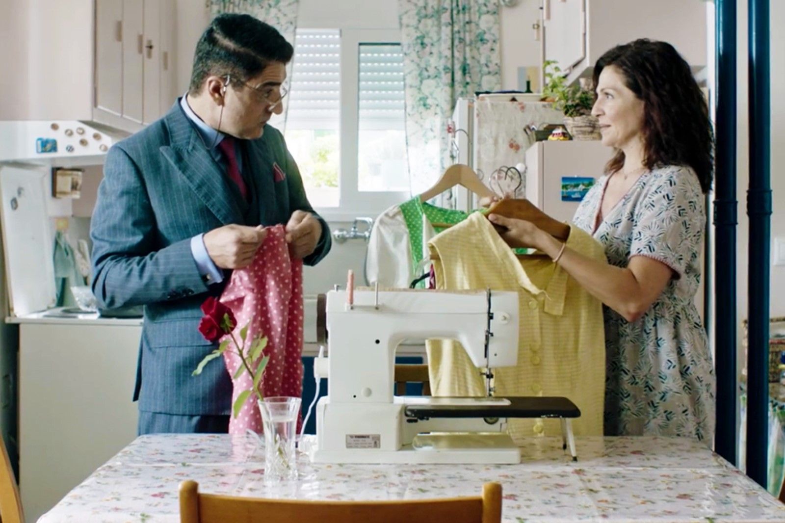 Foto de Tamila Koulieva-Karantinaki - Tailor (El sastre) : Foto Tamila ...