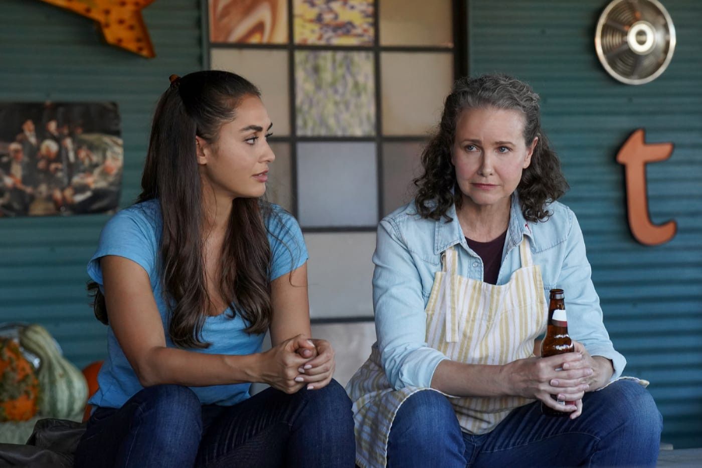 Foto de Molly Hagan - Walker : Foto Lindsey Morgan, Molly Hagan - Foto ...