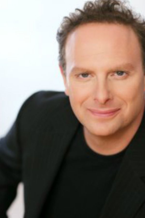 Jake Broder - SensaCine.com