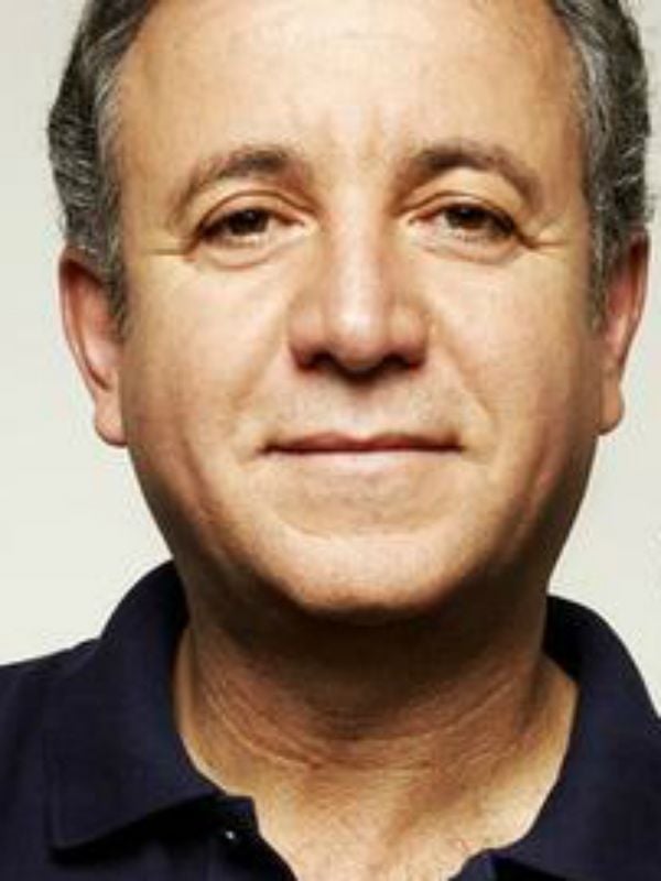 Cristobal Olivares - SensaCine.com