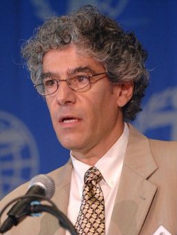 Daniel Giat - SensaCine.com