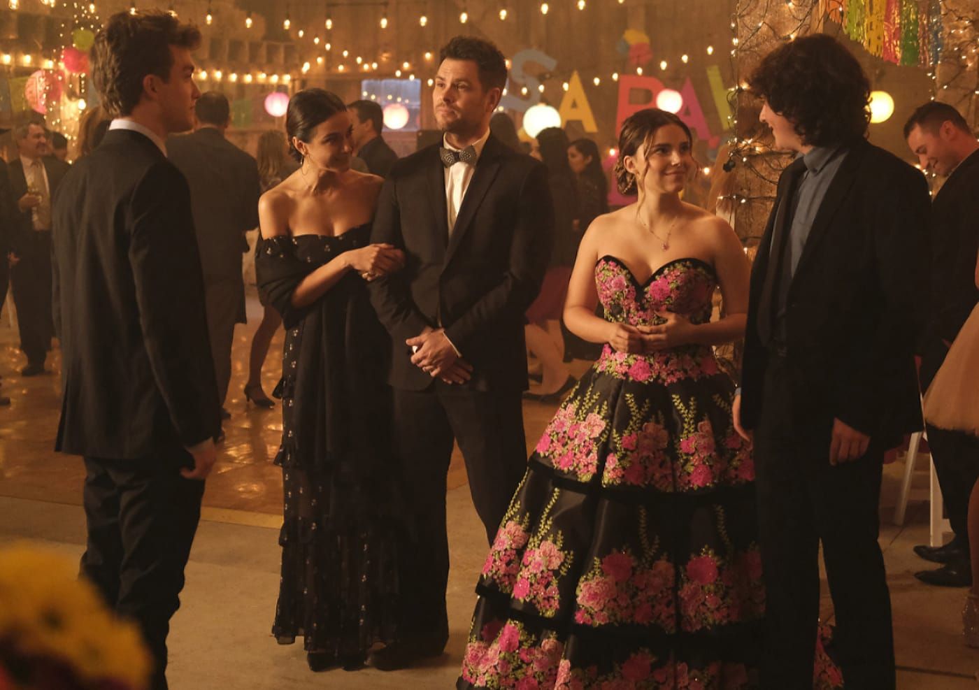 Foto de Jordan Elsass - Superman & Lois : Foto Alexander Garfin, Erik ...