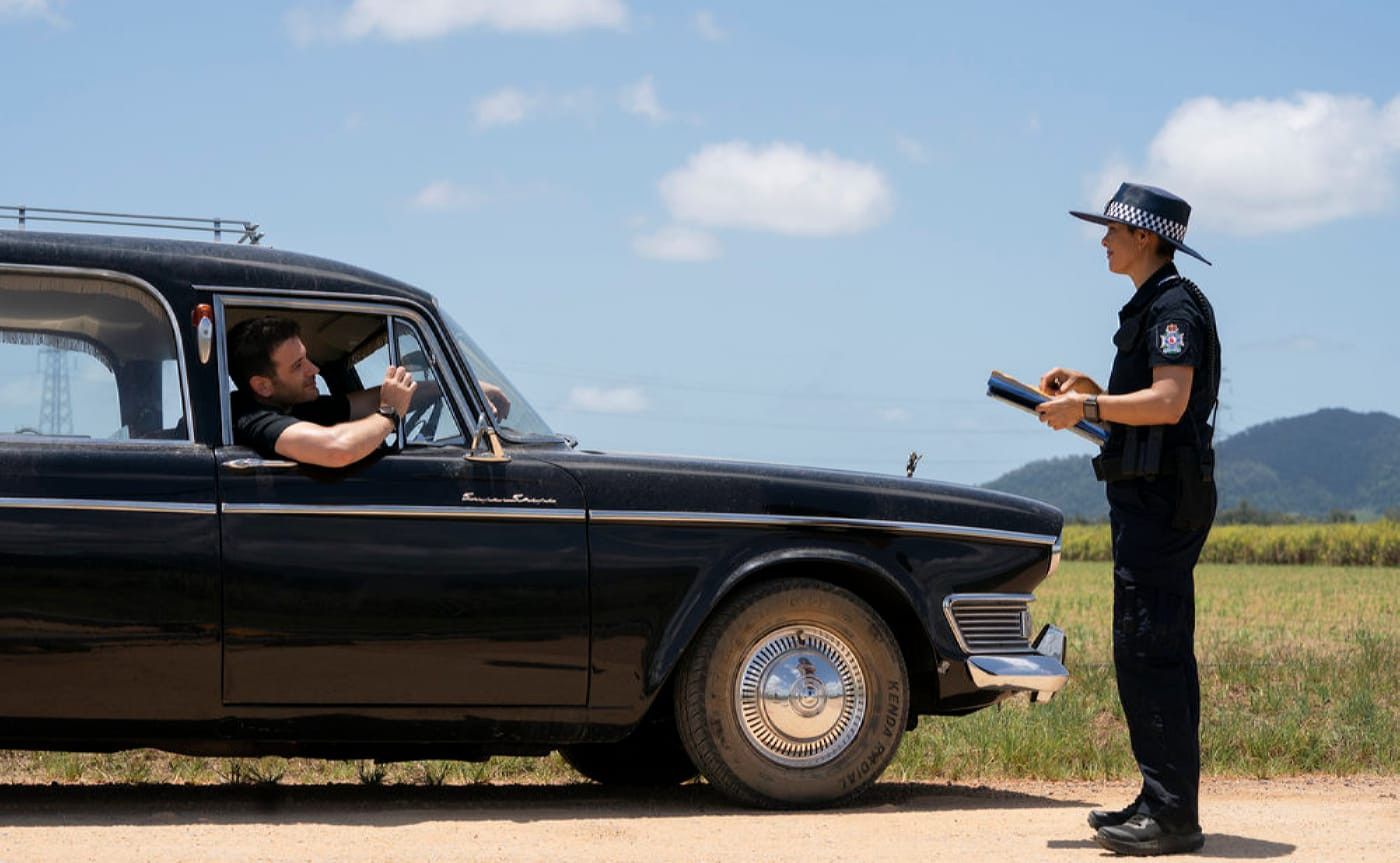 Irreverent : Foto Colin Donnell - Foto 8 sobre 11 - SensaCine.com