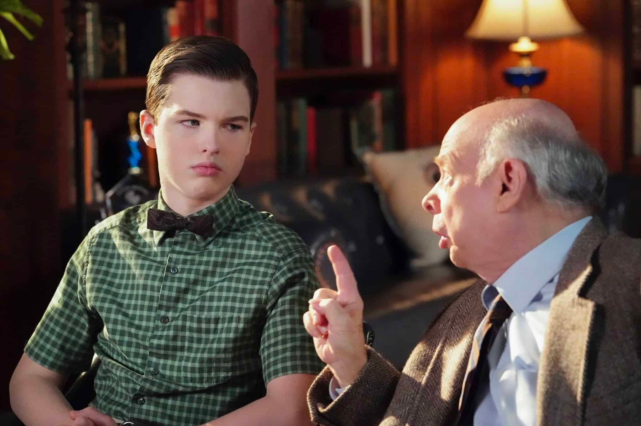 El joven Sheldon: Foto Iain Armitage, Wallace Shawn - 5 sobre un total ... El joven Sheldon: Foto Iain Armitage, Wallace Shawn - 5 sobre un total ...