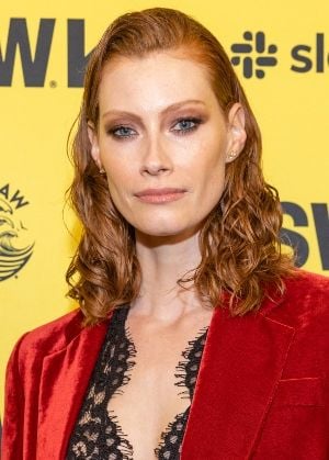 Alyssa Sutherland - SensaCine.com
