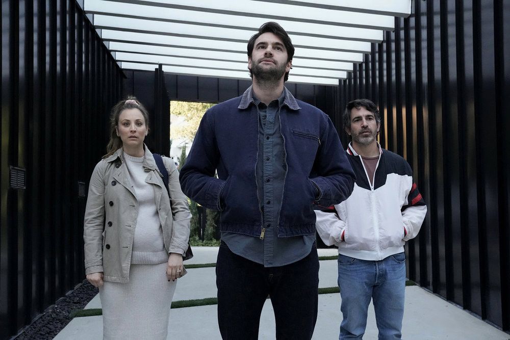 Foto de Tom Bateman - Foto Chris Messina, Kaley Cuoco, Tom Bateman ...