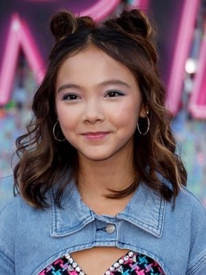 Isla Rose Hall - SensaCine.com