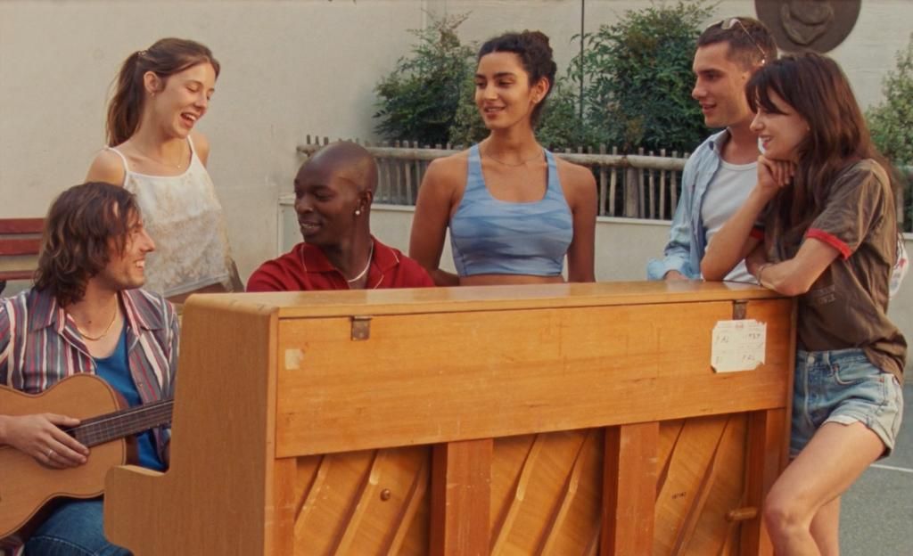 Foto de Andranic Manet - Foto Arcadi Radeff, Alba Gaia Bellugi ...