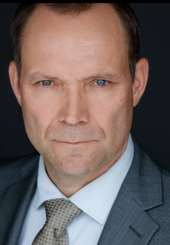 Eric Breker : sus películas y series en streaming - SensaCine.com