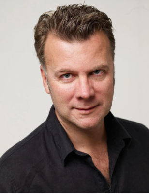 Ian FitzGibbon - SensaCine.com