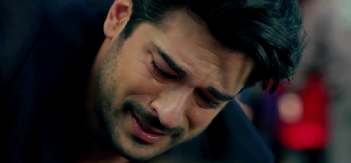 Kara Sevda (Amor eterno) : Kara Sevda (Amor eterno) : Foto - Foto 388 sobre 569 - SensaCine.com