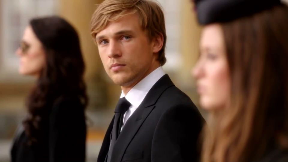 The Royals Tráiler VO - Vídeo The Royals - SensaCine.com