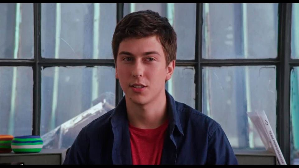 Tráiler de la película El becario - El becario Tráiler (3) - SensaCine.com