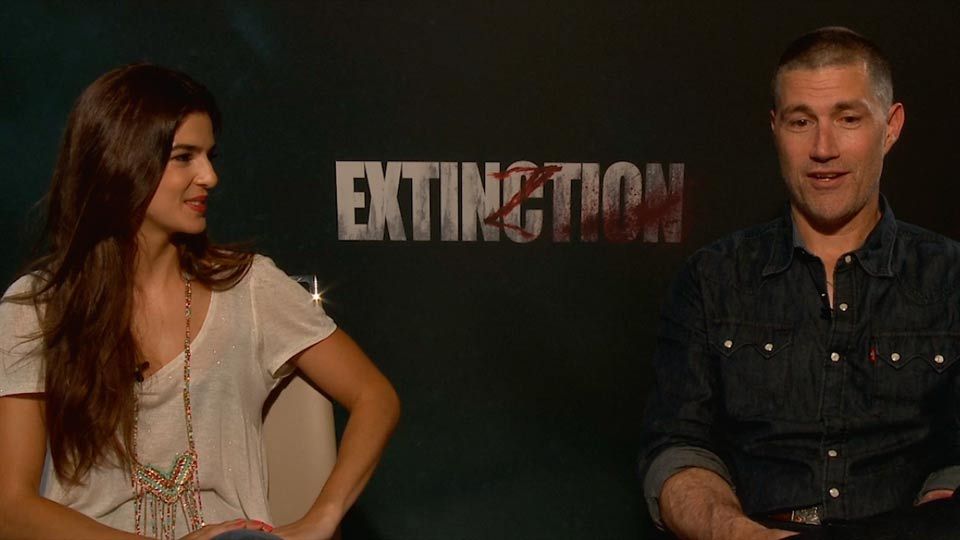 Entrevista sobre Extinction : Matthew Fox, Clara Lago Interview 2 ...