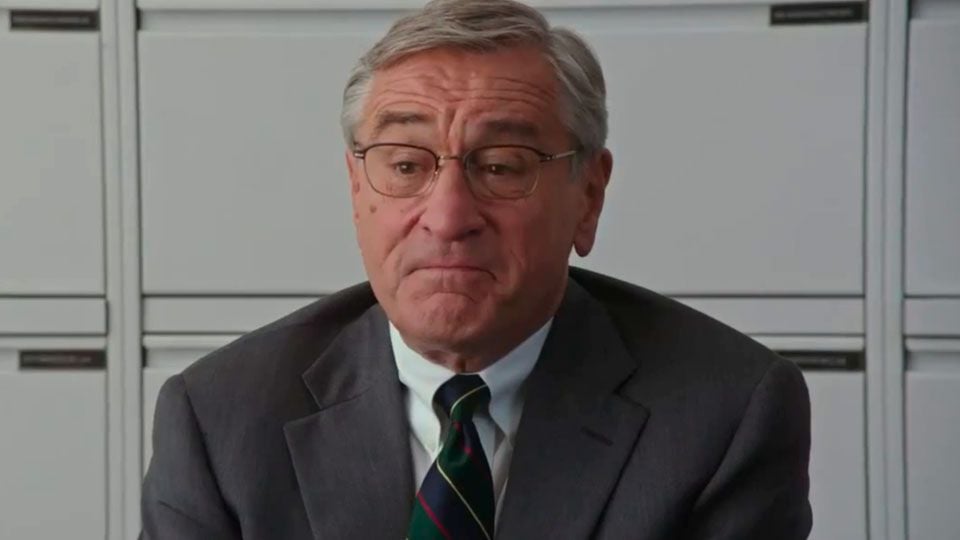 Tráiler de la película El becario - El becario Tráiler - SensaCine.com