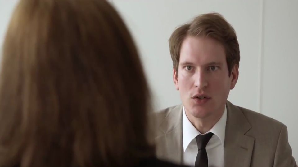 Tráiler de la película Work Hard - Play Hard - Work Hard - Play Hard ...