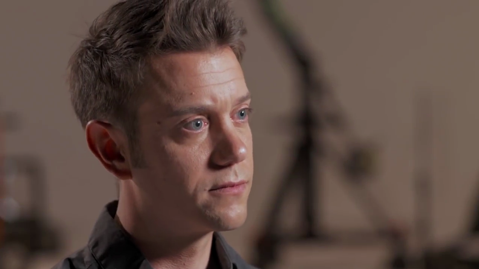 Tráiler de la película A Gray State - A Gray State Tráiler VO ...