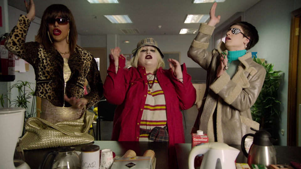 Looser Tráiler - Tráiler Looser - SensaCine.com