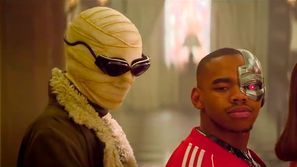 Doom Patrol Teaser VO - Vídeo Doom Patrol - SensaCine.com