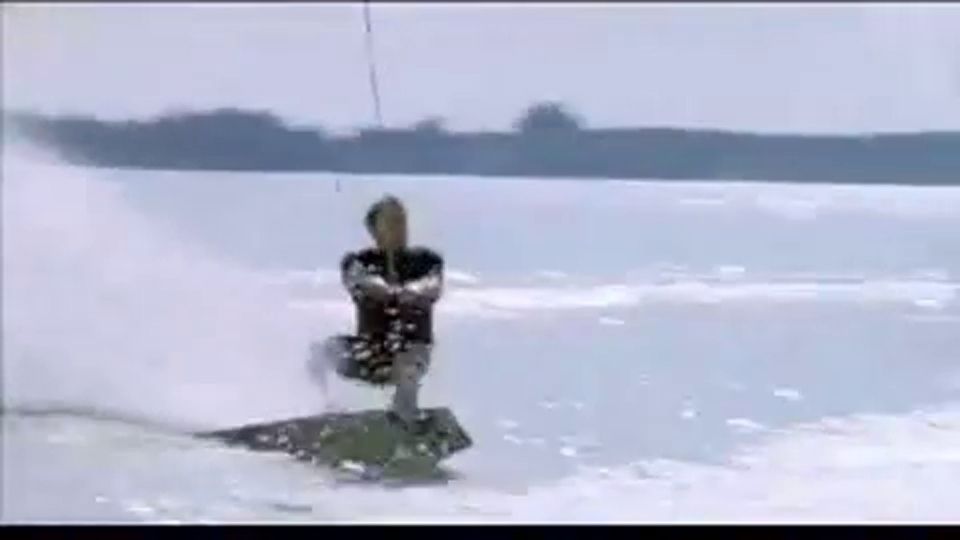 Tráiler de la película H2O Extreme - H2O Extreme Tráiler VO - SensaCine.com