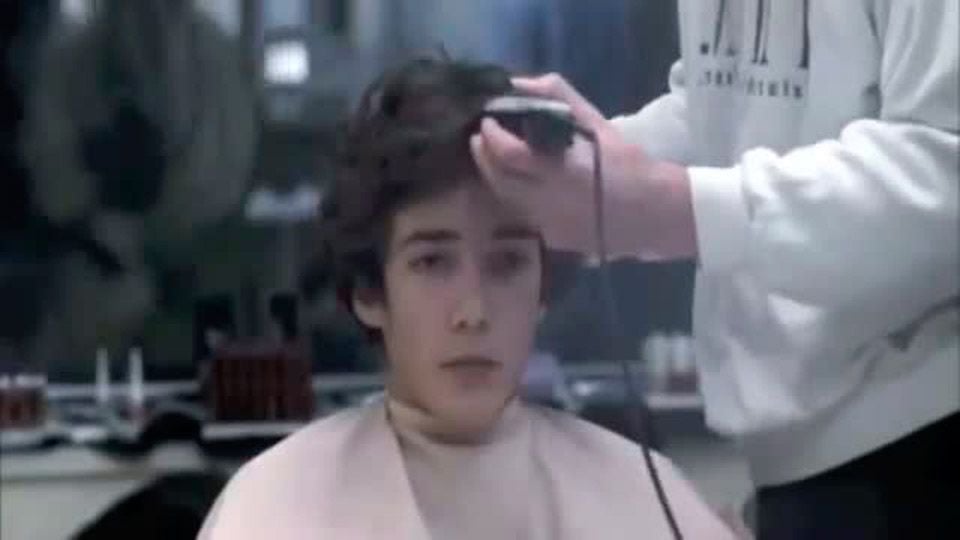 Tráiler de la película El vídeo de Benny - El vídeo de Benny Tráiler VO ...