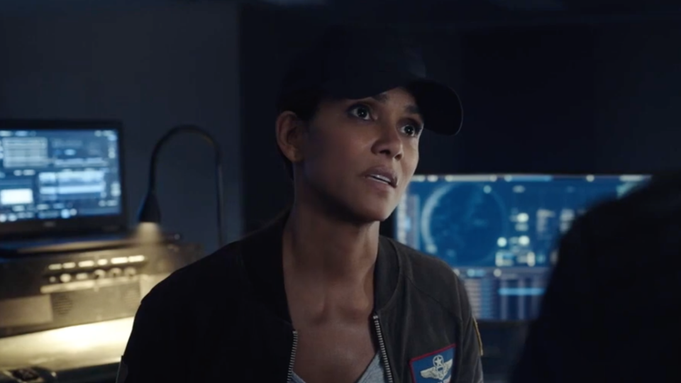 Tráiler de la película Moonfall - Moonfall Tráiler - SensaCine.com