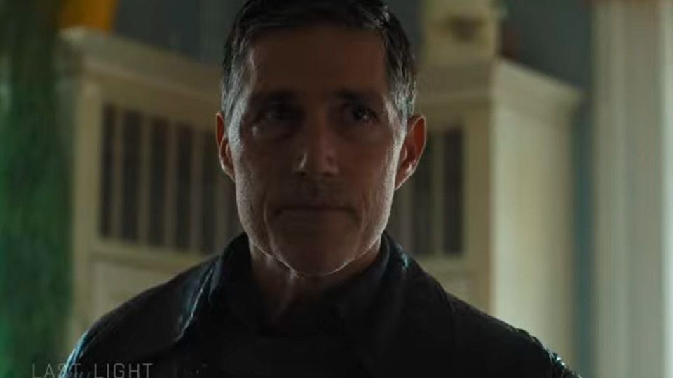 Last Light Tráiler VO - Vídeo Last Light - SensaCine.com