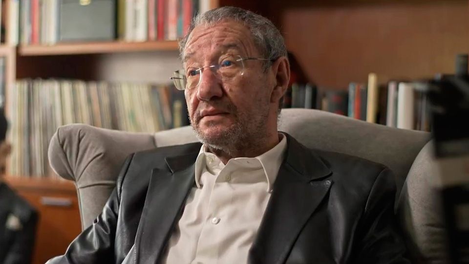 Tráiler de la película El crítico - El crítico Tráiler - SensaCine.com