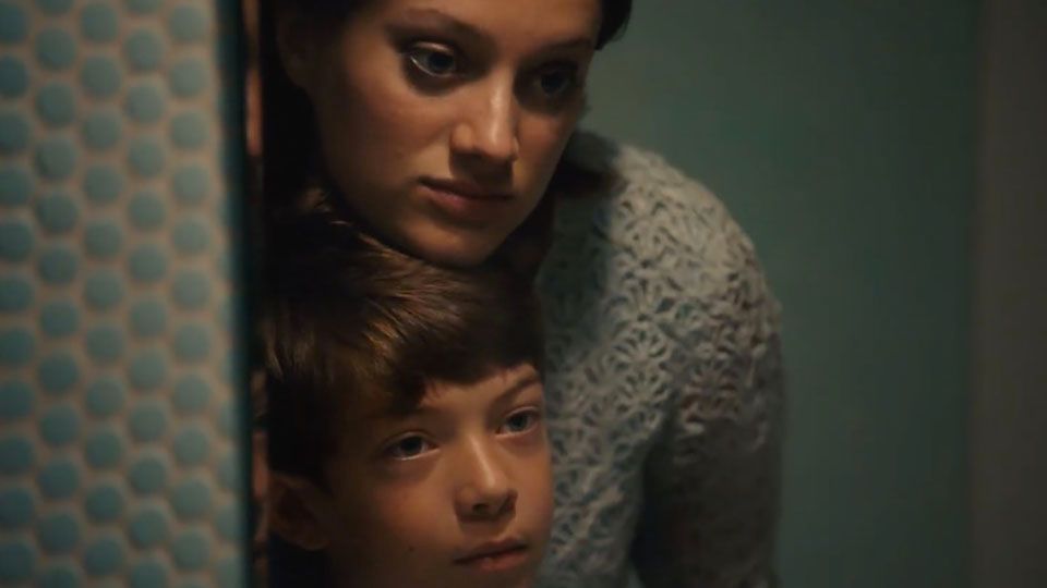 Tráiler de la película La isla roja - La isla roja Tráiler - SensaCine.com